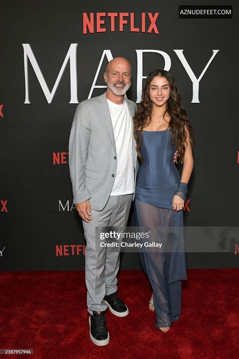 Noa Cohen Feet Aznudefeet