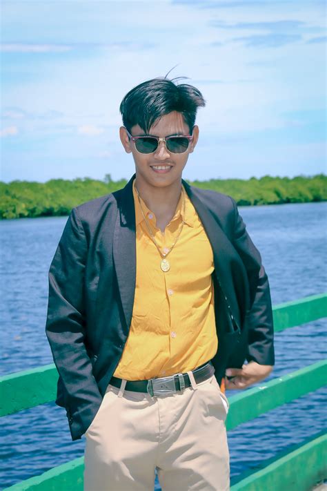 🎓 Striking A Pose In Stylecelebrating Mcss Senior High