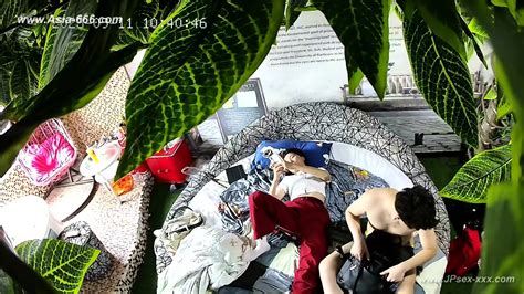 Hackers Use The Camera To Remote Monitoring Of A Lover S Home Life