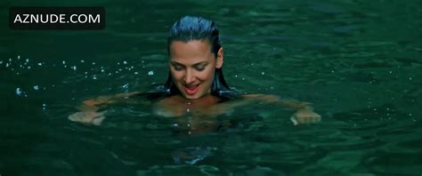 Stranded Pearl Nude Scenes Aznude Stranded Pearl Nude Scenes Aznude