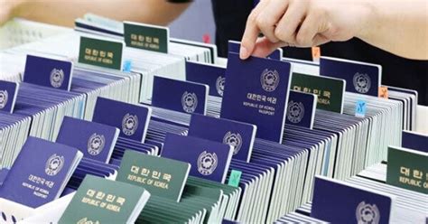 한국 ‘여권 파워 세계 3위 지난해보다 한 단계 하락