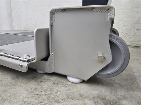 Welch Allyn Scale Tronix Model 6002 880 Pound Capacity Portable Wheelchair Scale Peninsula Scale