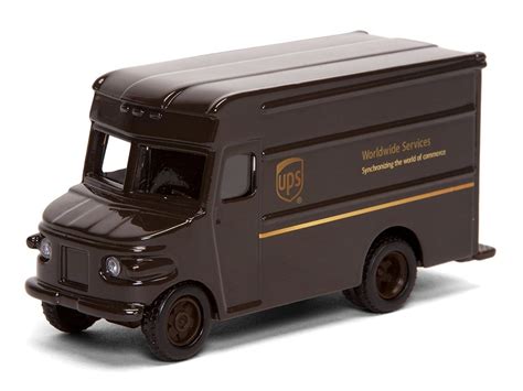 United Parcel Service Ups 4 P 600 Package Car Delivery Truck United