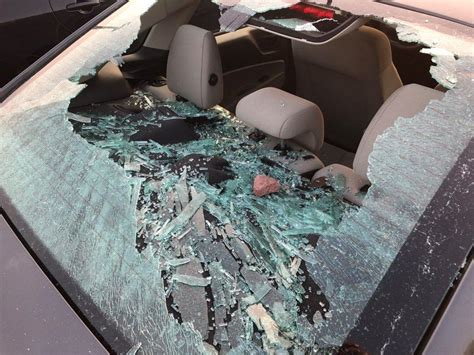 Мужчина из Флориды разгромил 20 машин потому что Дональд Трамп должен ему 1 триллион долларов