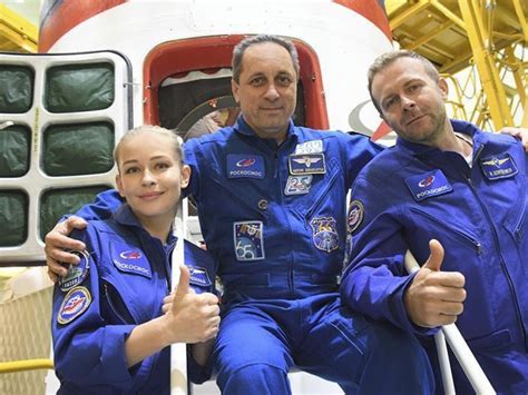 Дэлхийн тойрог замд кино хийх Оросын уран бүтээлчид өнөөдөр сансарт ниснэ Isee Mn