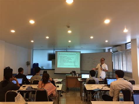 ภาพบรรยากาศการจัดอบรมเพื่อการใช้ง Joget Workflow Thailand