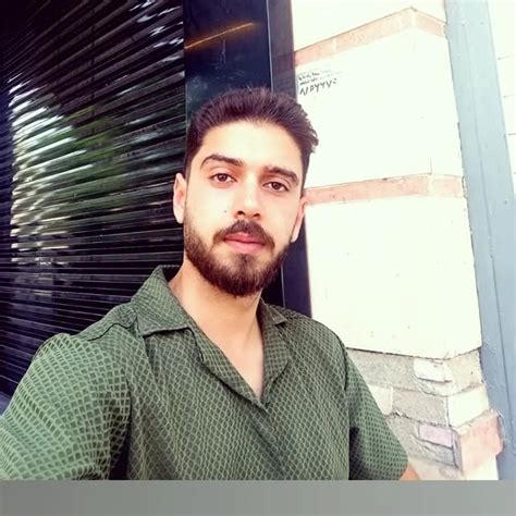 سگ میزنه گربه میرقصه