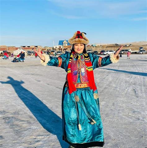 Түгжрэлийг бууруулахад та бидний Самданнямын МӨНХЧУЛУУН Facebook