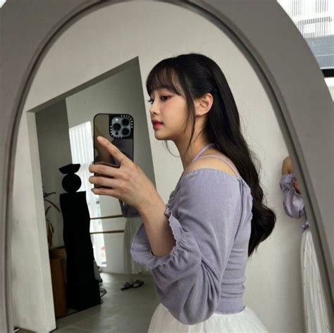 She S So Seductive Loona S Chuu Wows Fans With A Mature And Sultry New Look That Showcases Her