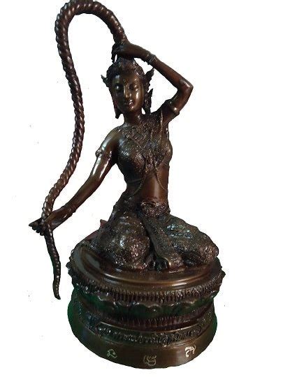 พระบูชาพระแม่ธร วัตถุมงคลหลวงปู่หงษ์ พรหมปัญโญ จ สุรินทร์ Facebook