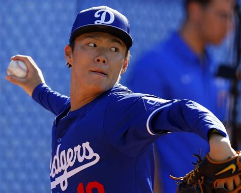 Yoshinobu Yamamoto Los Angeles Dodgers Wallpapers Wallpaper Cave
