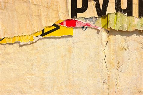 오래 된 빈 찢어진 찢어진 된 종이 구겨진 주름 된 화려한 포스터 그런 지 텍스처 배경 플래카드 0명에 대한 스톡 사진 및 기타 이미지 Istock