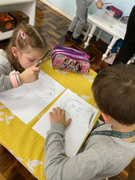 Ana Lise E O Menino De Olhos Verdes Projeto A Hor AVAEC