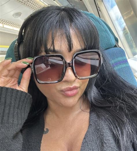 Discover Yasmina Khan Bio Wiki Career Achievements