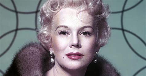 Glamorous Facts About Eva Gabor The First Celebrity