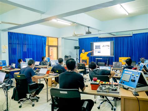 STEP 1 Basic PLC Programming PLC Wiring ON SITE Thaiplccenter