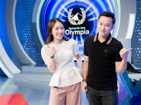 Khánh Vy Tiết Lộ điều Khoái Nhất Khi Dẫn Đường Lên Đỉnh Olympia