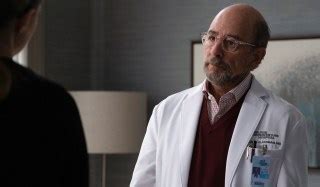 Does Dr Aaron Glassman Die In The Good Doctor Finale What Happens To