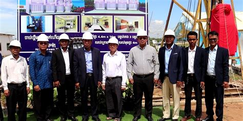 ប្រធានក្រុមការងាររាជរដ្ឋាភិបាលចុះជួយក្រុងស្វាយរៀងគាំទ្រ និង លើកទឹកចិត្ត ដល់ វិស័យ ឯកជន ទាំងអស់