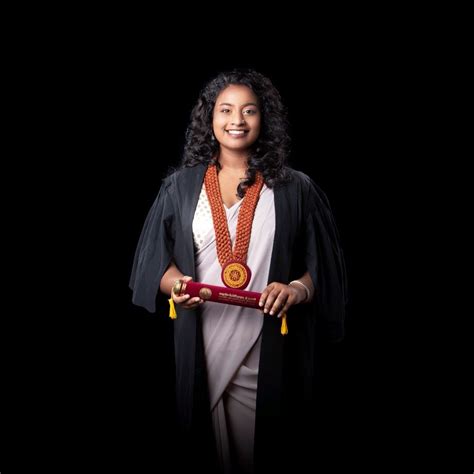 Nipuni Perera On Linkedin Graduation Universityofkelaniya 12 Comments