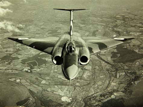 Clasp Garage Gloster Javelin