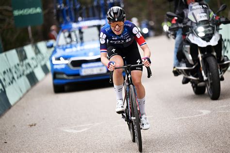 Not Everyone Wins The Battle With Their Mind Demi Vollering Sheds