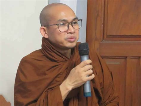 ရွှေဝါရောင်တော်လှန်ရေး ၁၈ နှစ်ပြည့်အမှတ်တရပွဲ မဲဆောက်တွင် ကျင်းပ ဓာတ်ပုံ