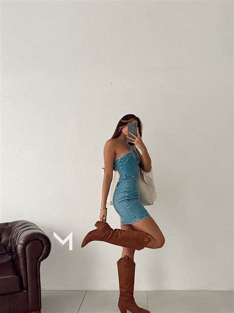 Daimy Boğazdan Bağlamalı Mini Denim Elbise Mavi Modelleri En Uygun