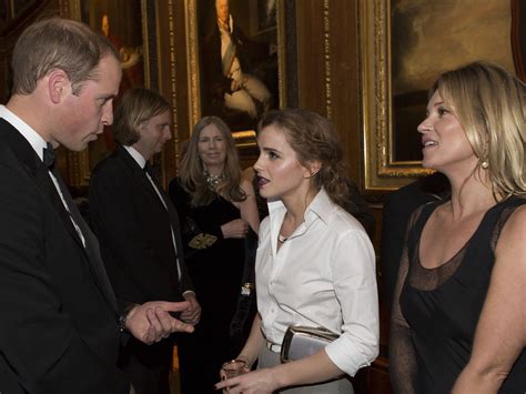 Le Prince William Reçoit Cara Delevingne Kate Moss Et Emma Watson Pour