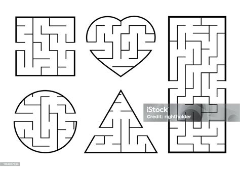 미로의 집합입니다 아이 들을 위한 게임 아이 들을 위한 퍼즐 미 궁 수수께끼 올바른 경로를 찾으십시오 벡터 일러스트입니다 Qualification Round에 대한 스톡