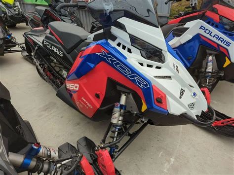 New 2024 Polaris 850 Indy Xcr 128 Premium Indy Red In Bradford Edge Performance Centre