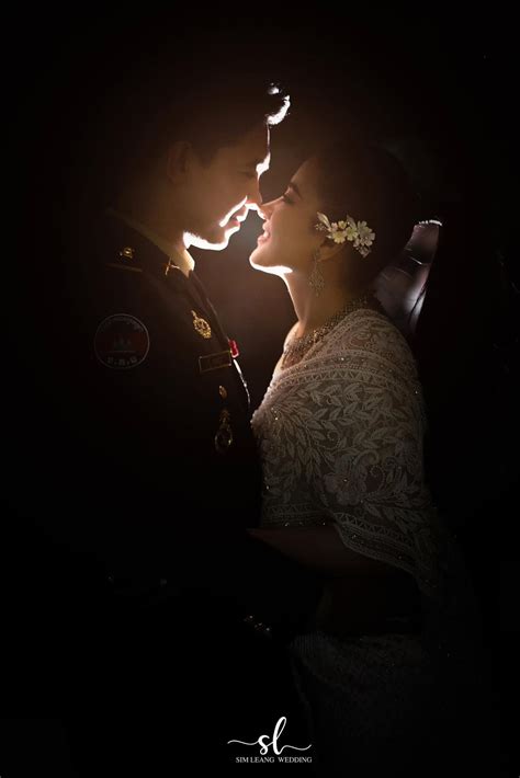 សំអាងការ ប្រែកាយសាឡន Added A New Photo សំអាងការ ប្រែកាយសាឡន