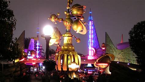 9 Fascinating Disney Attractions You Didnt Know Were Almost Built Page 2