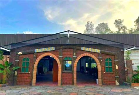 Sentuh Alpaca Di Zahara Garden Perak Tempat Menarik Baharu Di Gopeng