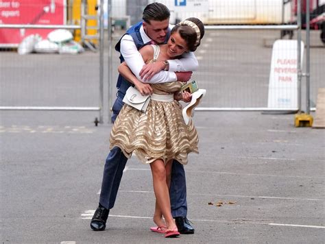 Ascot Revellers Look Worse For Wear As They Abandon Their Heels And