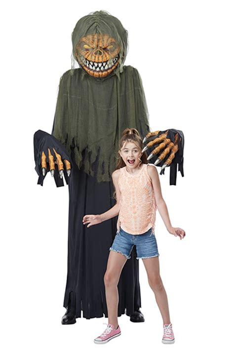 30 Scary Halloween Costumes Creepy Costume Ideas 2022