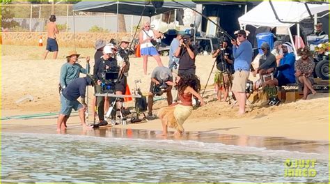 Moana Live Action Movie Set Photos Catherine Laga Aia Films Beach Scene In Hawaii Photo