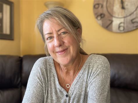 Debs 2 Step Makeup Routine For A Natural Look Vibriance