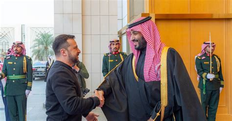 စစ်ပွဲအရေးဆွေးနွေးဖို့ ယူကရိန်းသမ္မတ ဆော်ဒီကိုသွားရောက်