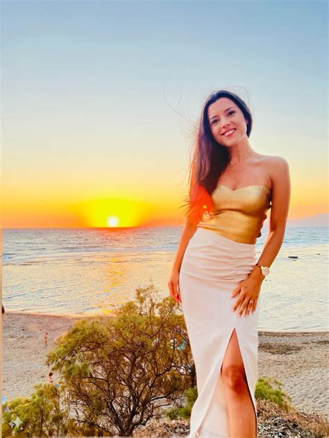 Сузана “Тук е най красивият залез в целия свят” похвали се местен родом от Аполакиа селцето