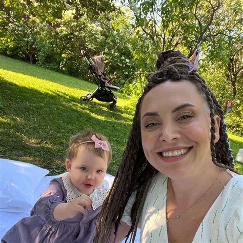 Наталья Фриске показала зажигательный танец дочери Вокруг ТВ