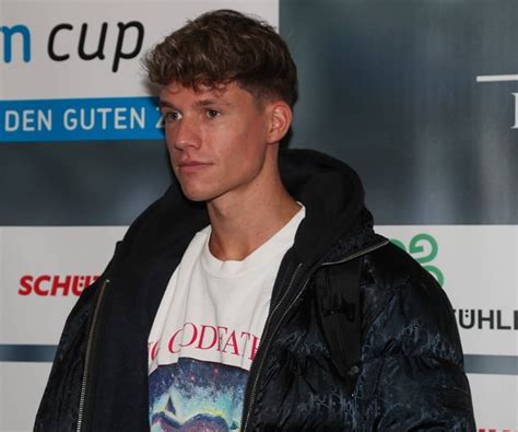 Max Bornmann Wer Ist Die Freundin Des Tv Herzensbrechers