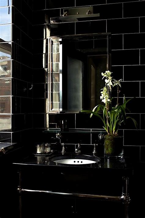 Кафель для ванной комнаты: фото необычных интерьеров