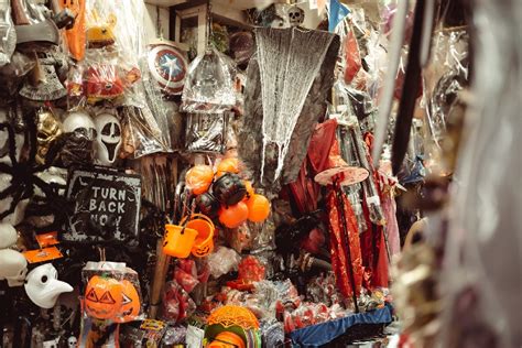5 Places To Shop For Halloween Costumes In Staten Island