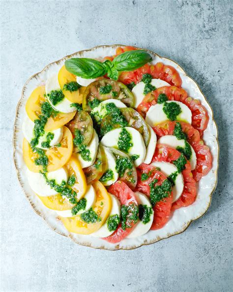 Caprese Salad With Basil Oil Keto