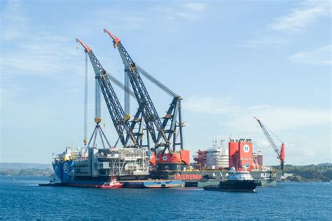 Heeremas Sleipnir Breaks Lift Records On Johan Sverdrup Phase 2 Project Swz Maritime