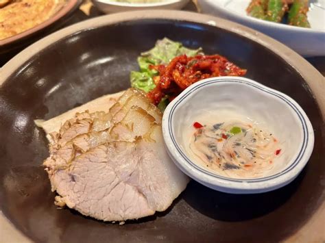 Eating Traditional Food At A Korean Hanjeongsik Gingey Bites