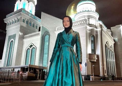 Анастасия Решетова призналась с кем состоит в любовной связи