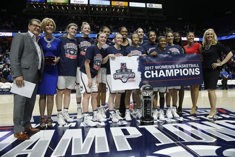 Mohegan Sun Arena Will Continue To Host Aac Womens Basketball