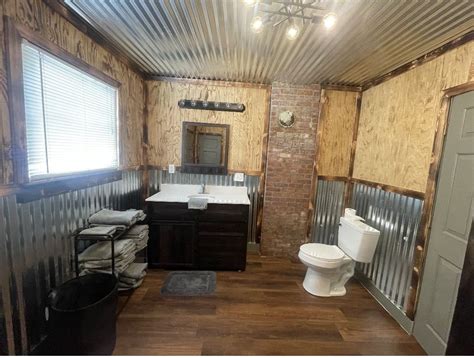 Steam Engine Duplex Left Side 20 People For Rent 438 Steam Engine Dr